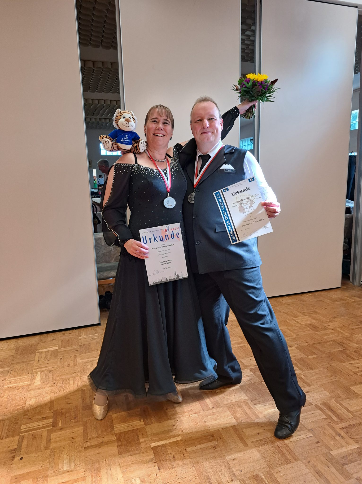 Unsere neuen Hamburger Vize-Meister und auch Vize-Landesmeister Sen II ...